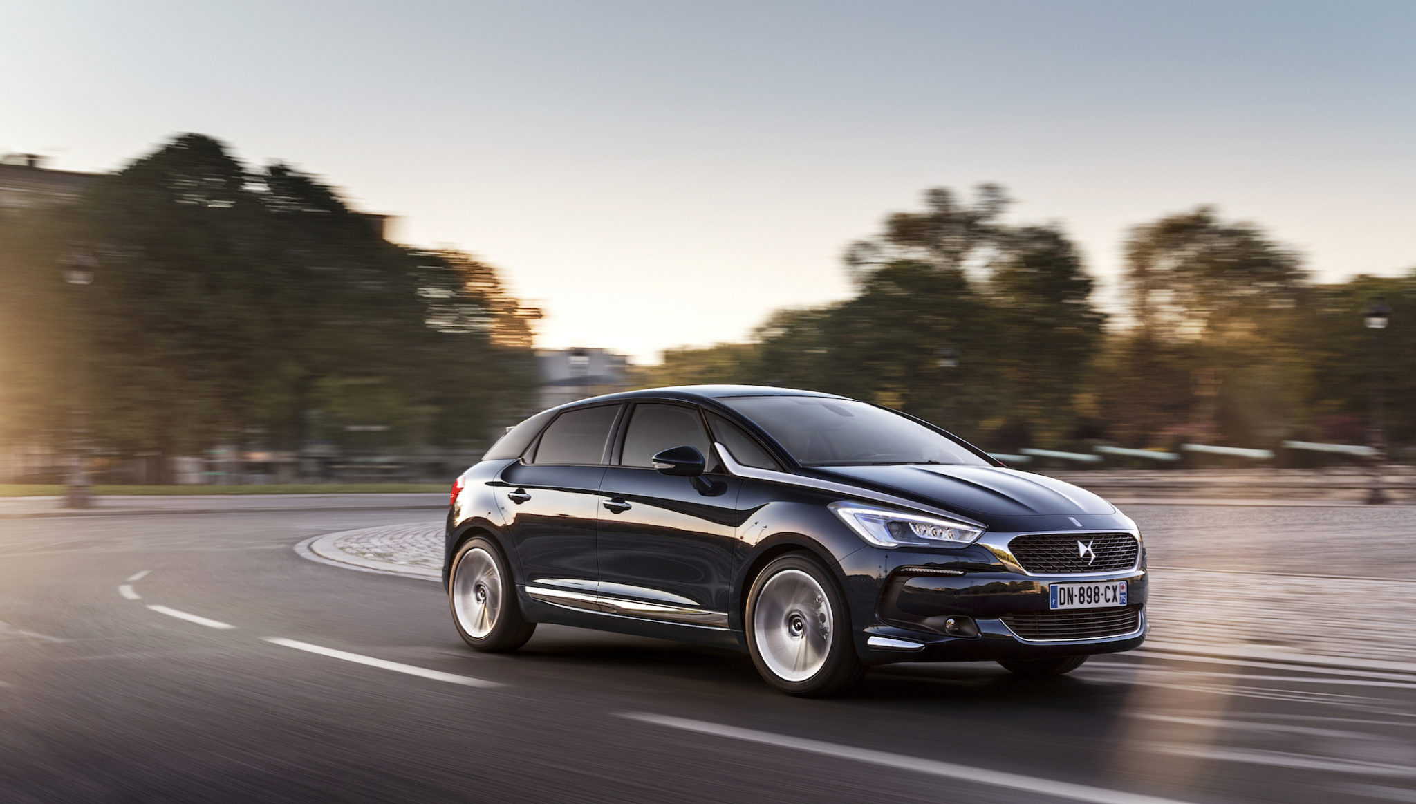 ESSAI NOUVELLE CITROËN DS5 150 ch Blue HDI Sport Chic - Infos 75