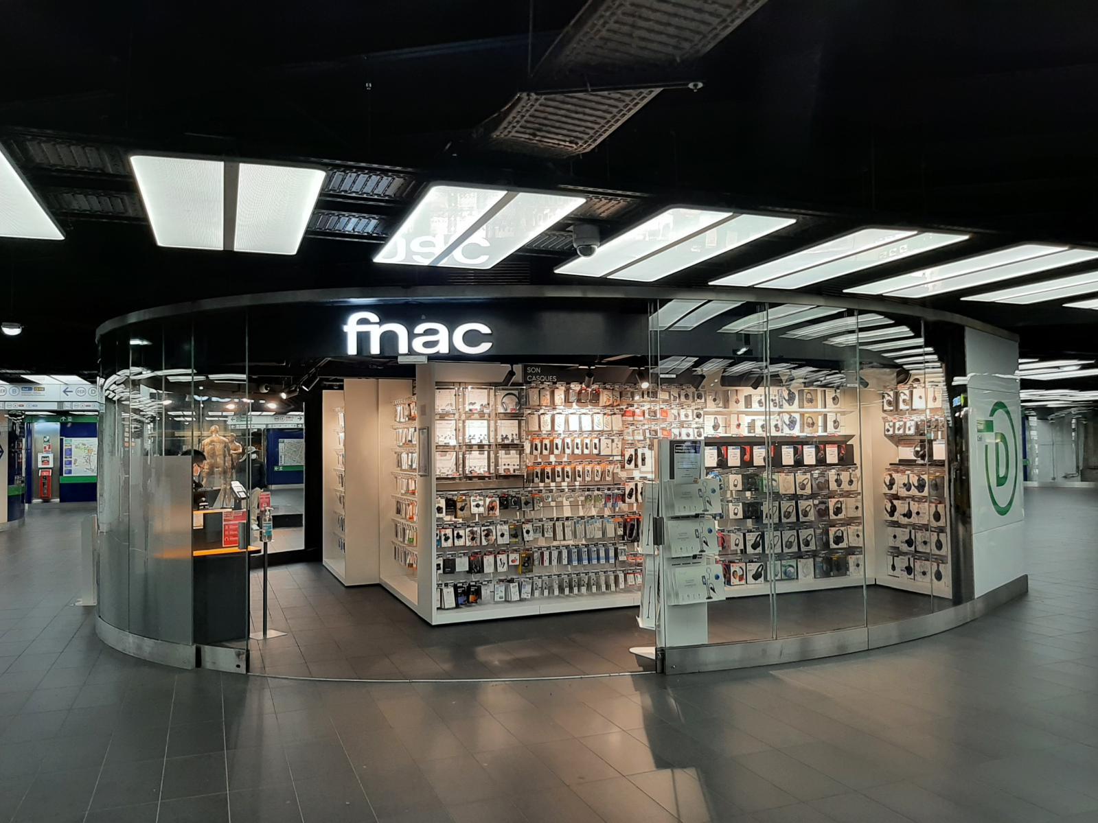 La Fnac ouvre un nouveau magasin au format Travel au sein de la station RATP Auber à Paris ...